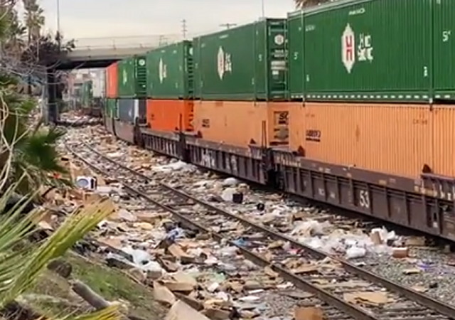 Train Robbery Makes a Big Comeback in Los Angeles