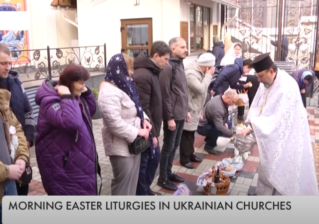 Ukraine Updates: Blinken, Austin Visit Kyiv, Ukrainians Celebrate ...