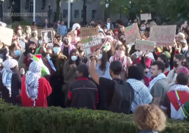 Columbia University Students Organizing ‘Tuition Strike’ to Force ...