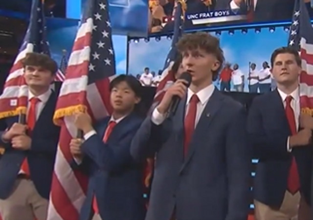 UNC Frat Brothers Who Saved American Flag From Anti-Israel Mob Appear ...