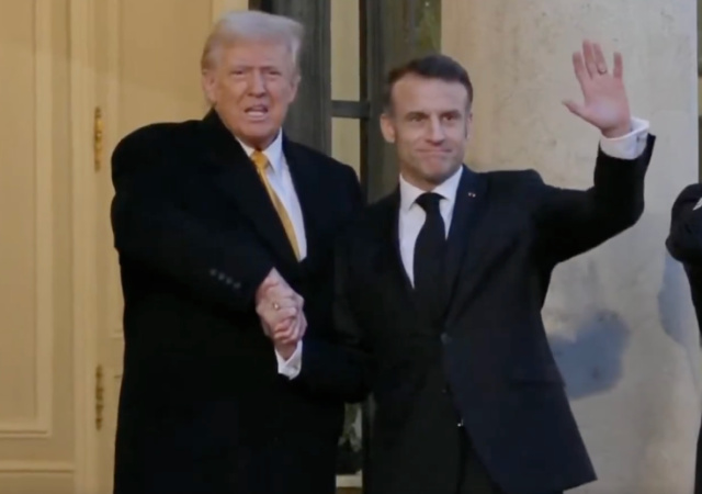 Trump Meets World Leaders, Attends Reopening of Notre Dame Cathedral in ...